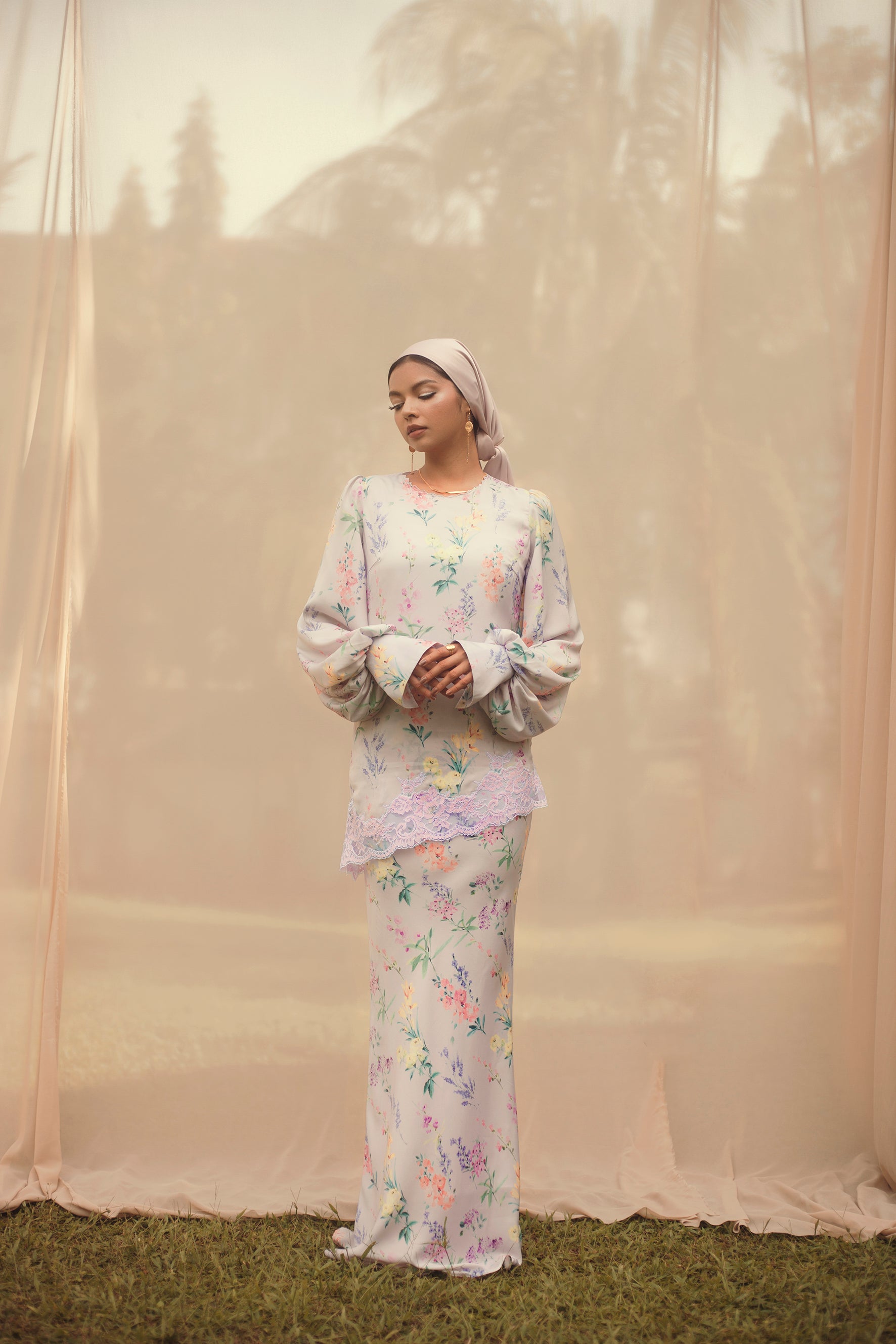 NIESHA calm pink meadow asymmetrical kurong – PU3 Design